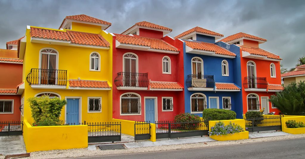 Exterior Paint Ideas: 5 Bold Colors That Work | Island Paints